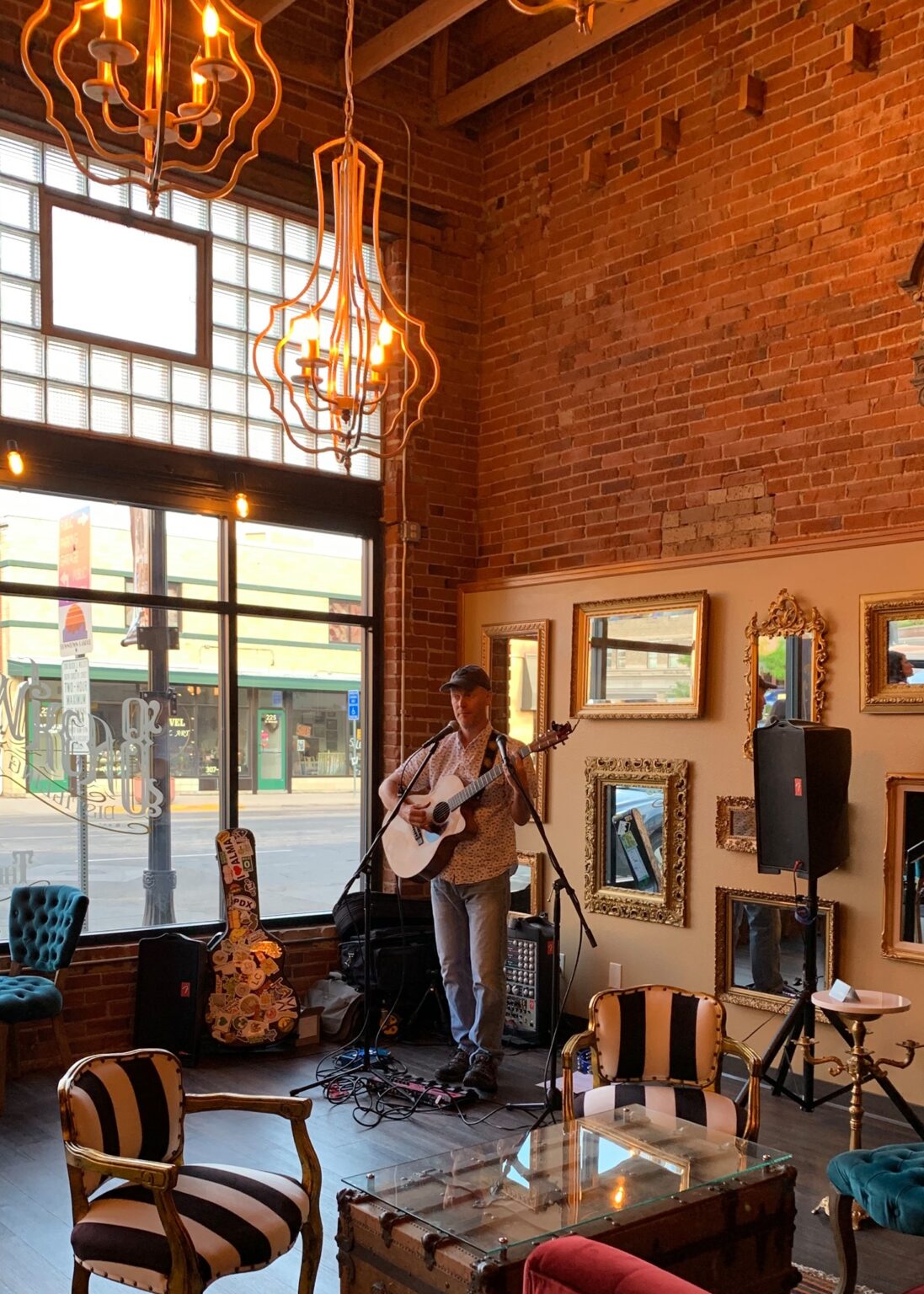 Steve Weeks LIVE – Backwards Distilling Company